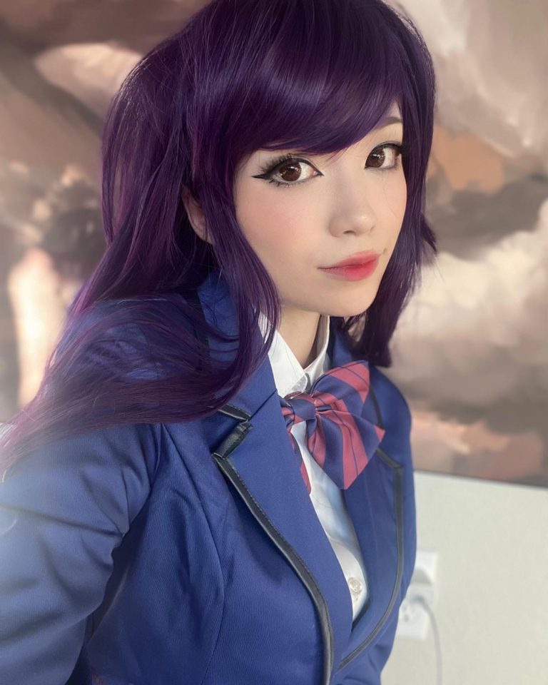 Emiru Age: Net Worth, Career Unraveling the Mystery - Top Celebrities